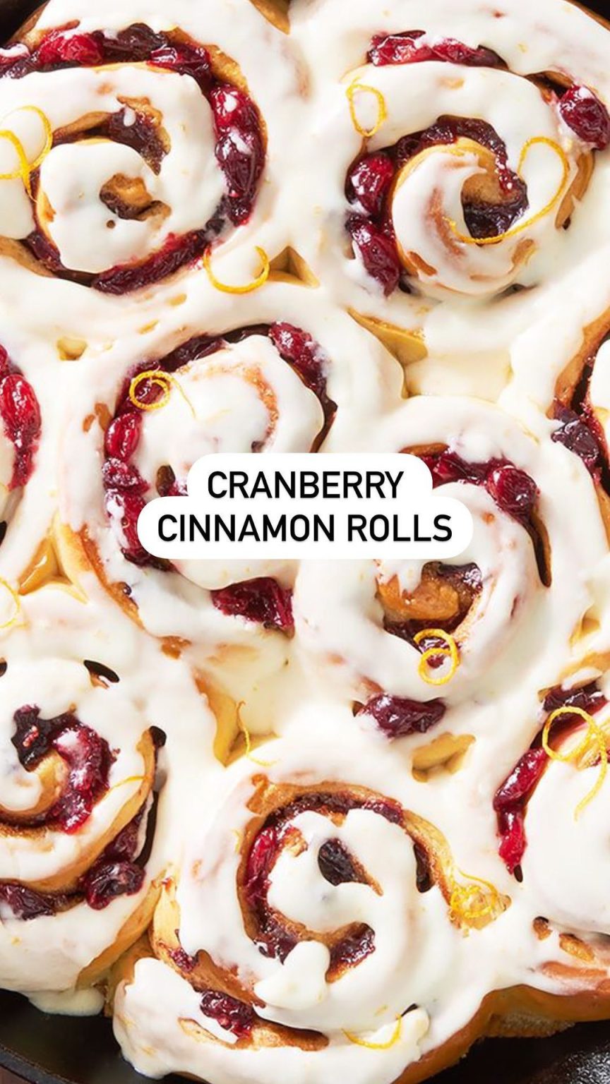 Cranberry Cinnamon Rolls - Mom Secret Ingrediets